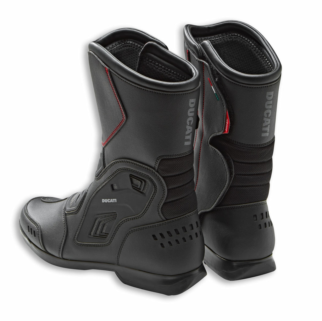 98107384 - Ducati Strada C2 Touring Boots – Ducati Omaha